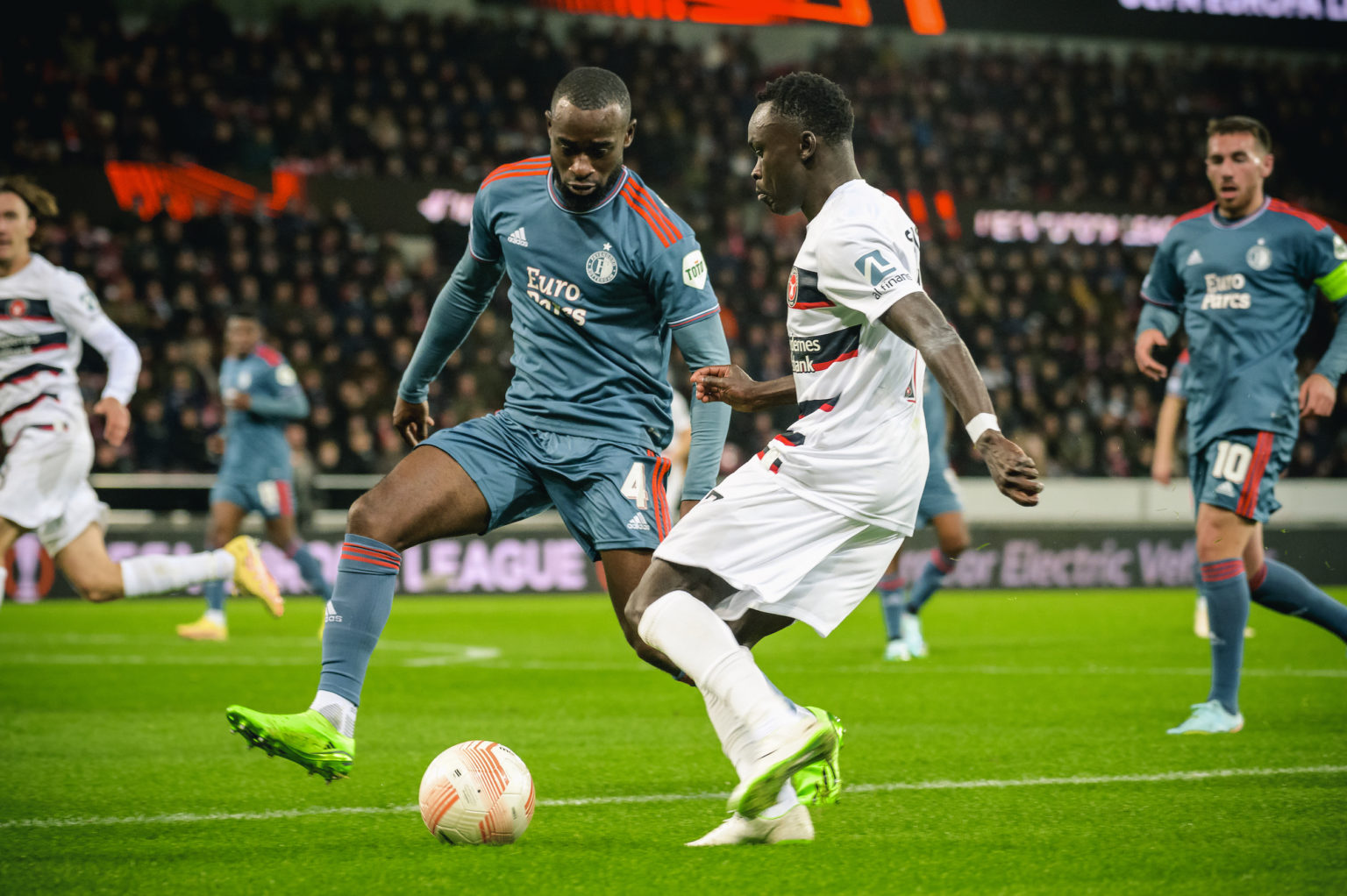 Startopstillingen til kamp 100 i Europa