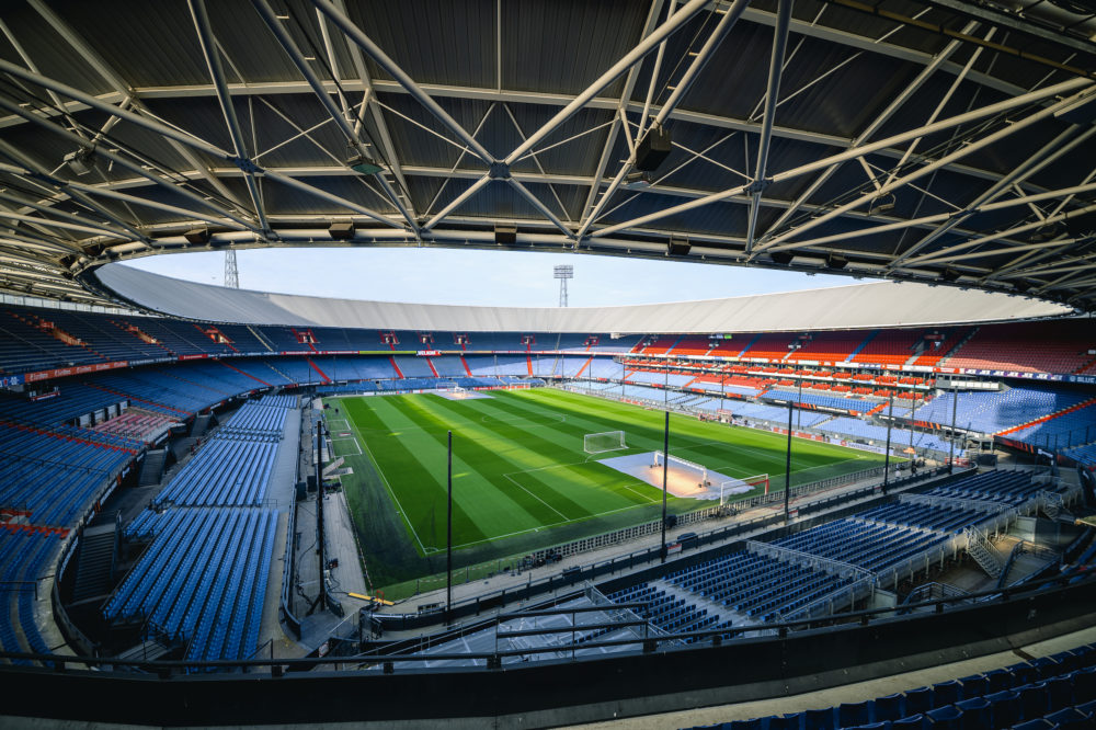 FCM indtræder historiske De Kuip