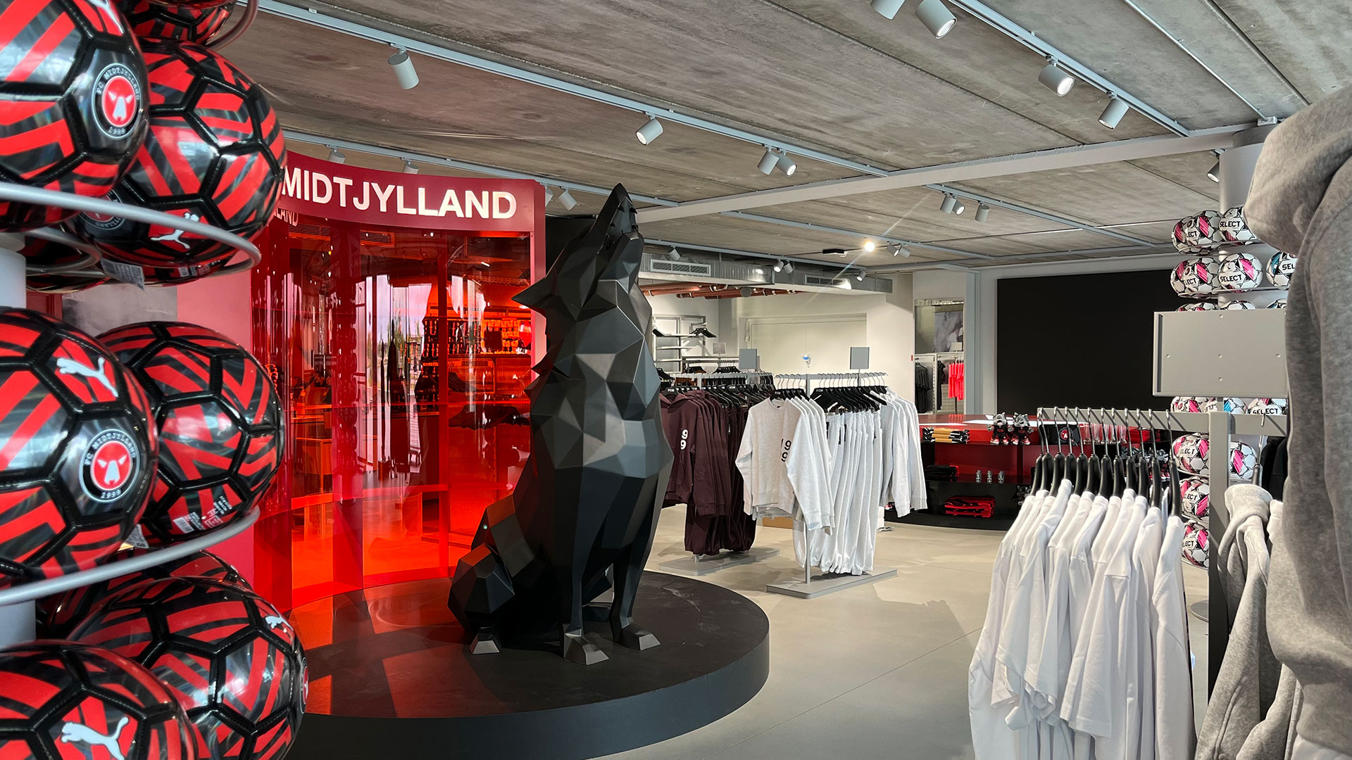 FC Midtjylland indvier den nye FCM Shop