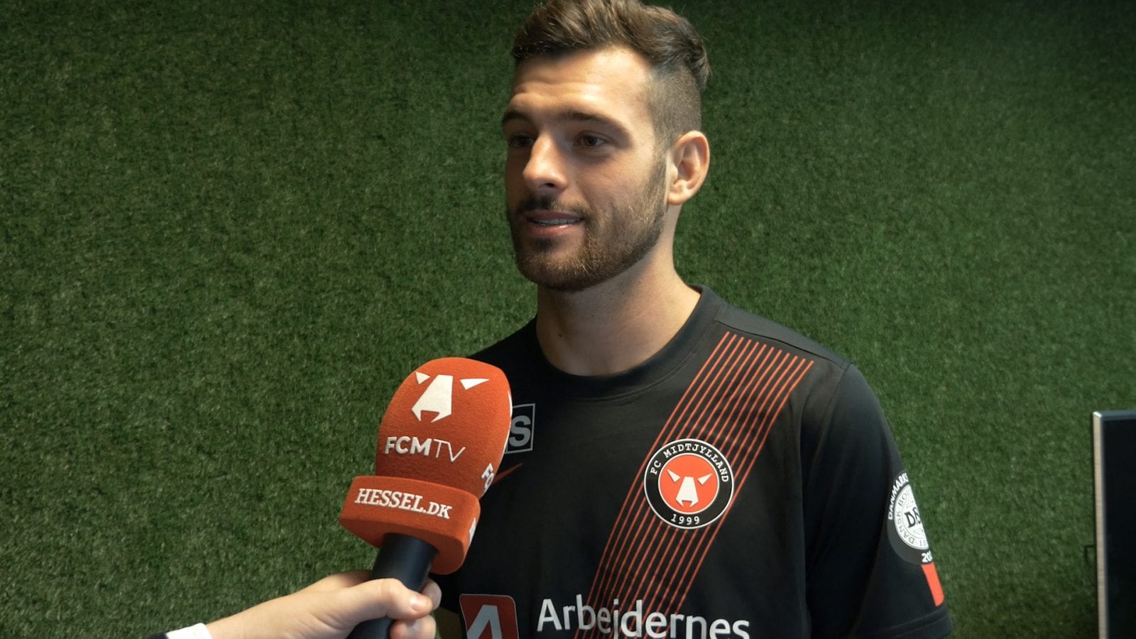 Luca Pfeiffer: Stolt af at være her