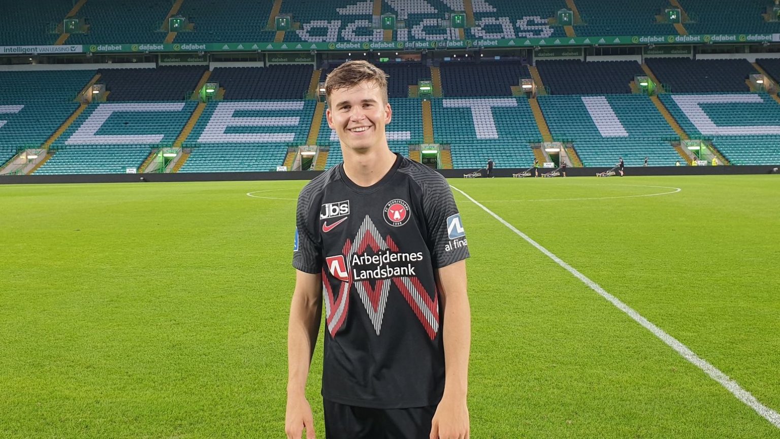 Mads Hansen efter debut: Blod på tanden